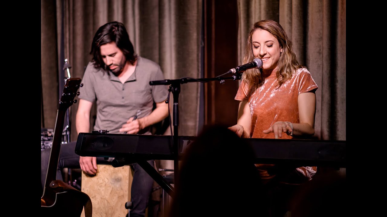 Maybe Tomorrow - Kim DiVine - live at Hotel Cafe - YouTube