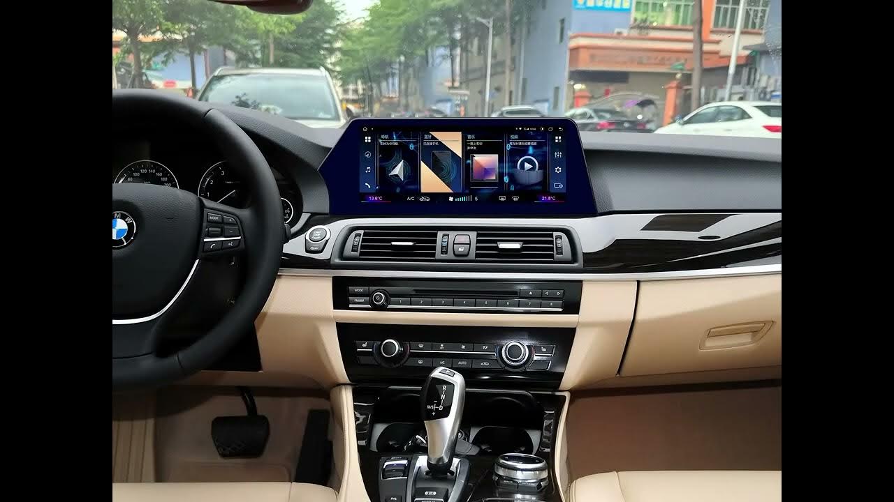 Dynamic user interface - YouTube