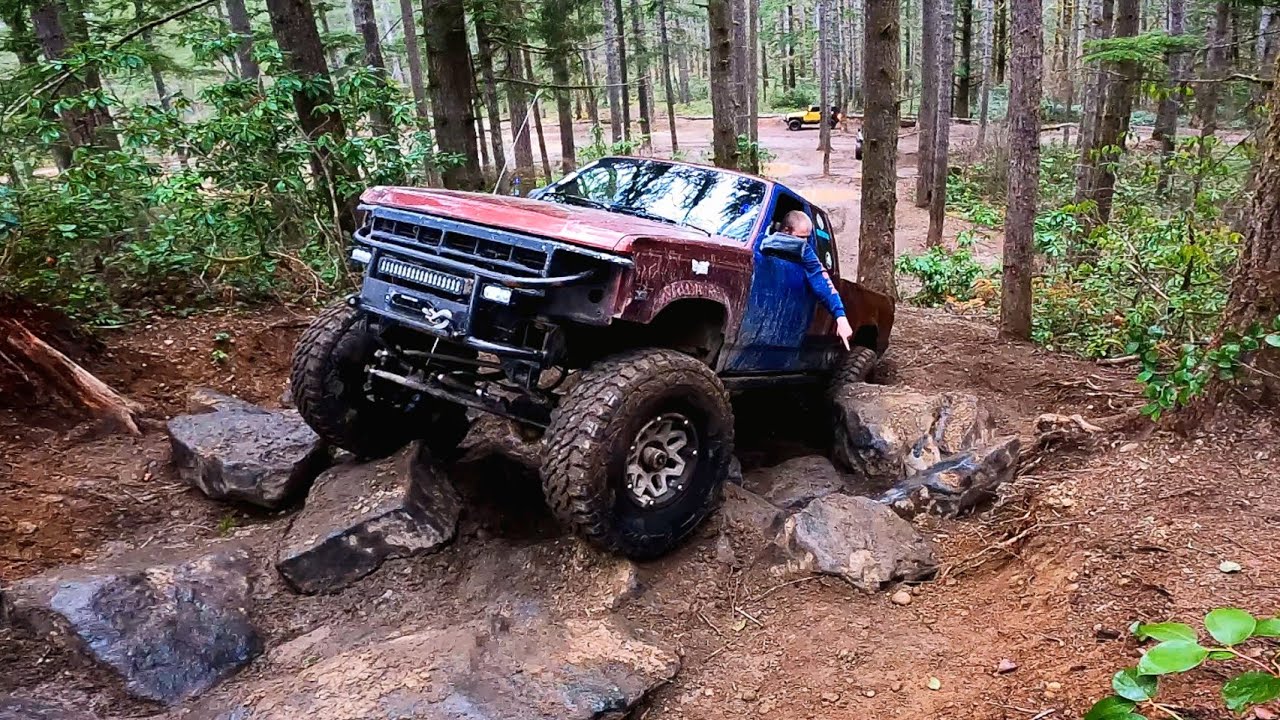 Rock crawling in tahuya WA ORV - YouTube