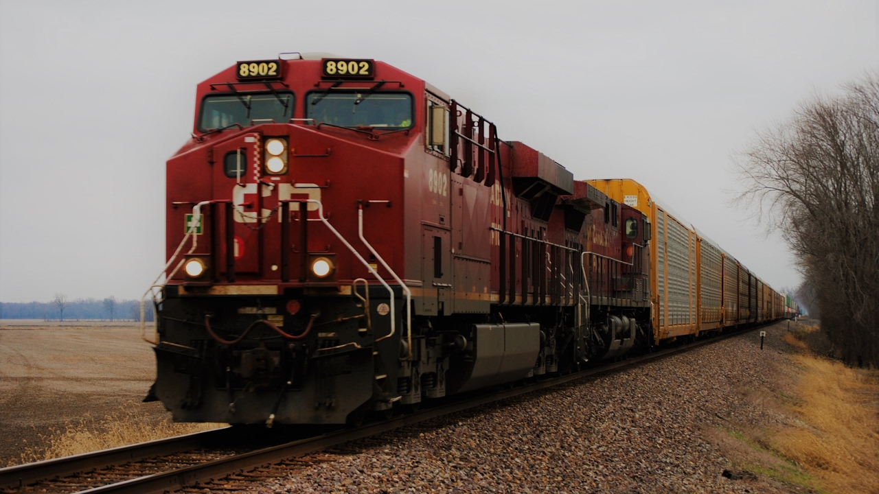 HD: January 2017 Trains w/NS, CP, CN, UP, BNSF, CSXT, LIRC, EMD Tier 4 ...