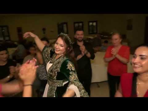 yine yeni yeniden muhtesem kına gecesi