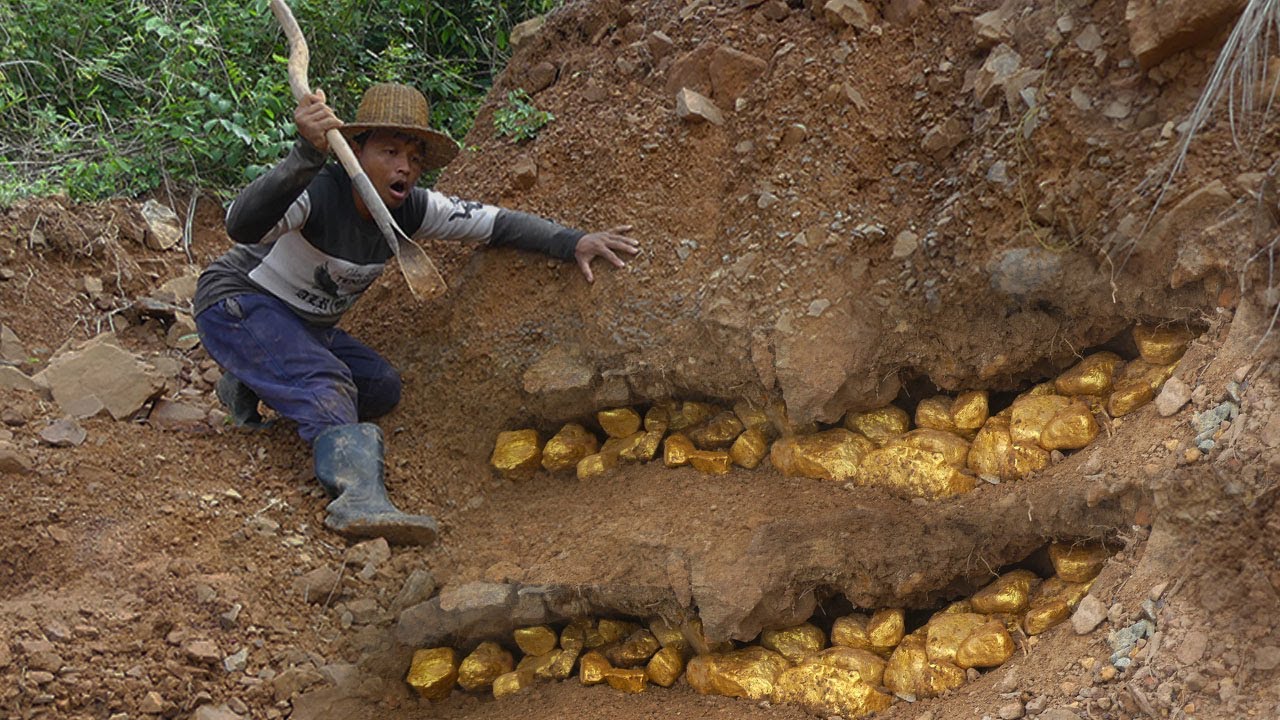 Amazing Treasure Hunting - We Found The Underground Treasure at ...