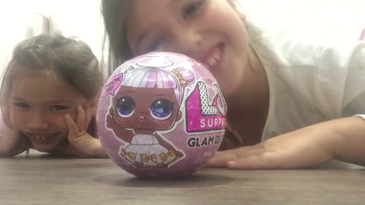 LOL glem glitter. Apriamo insieme la nuova LOLpp - YouTube