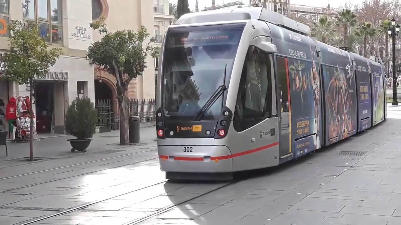 Sevilla, Spain. The Trams are Battery Powered! - YouTube