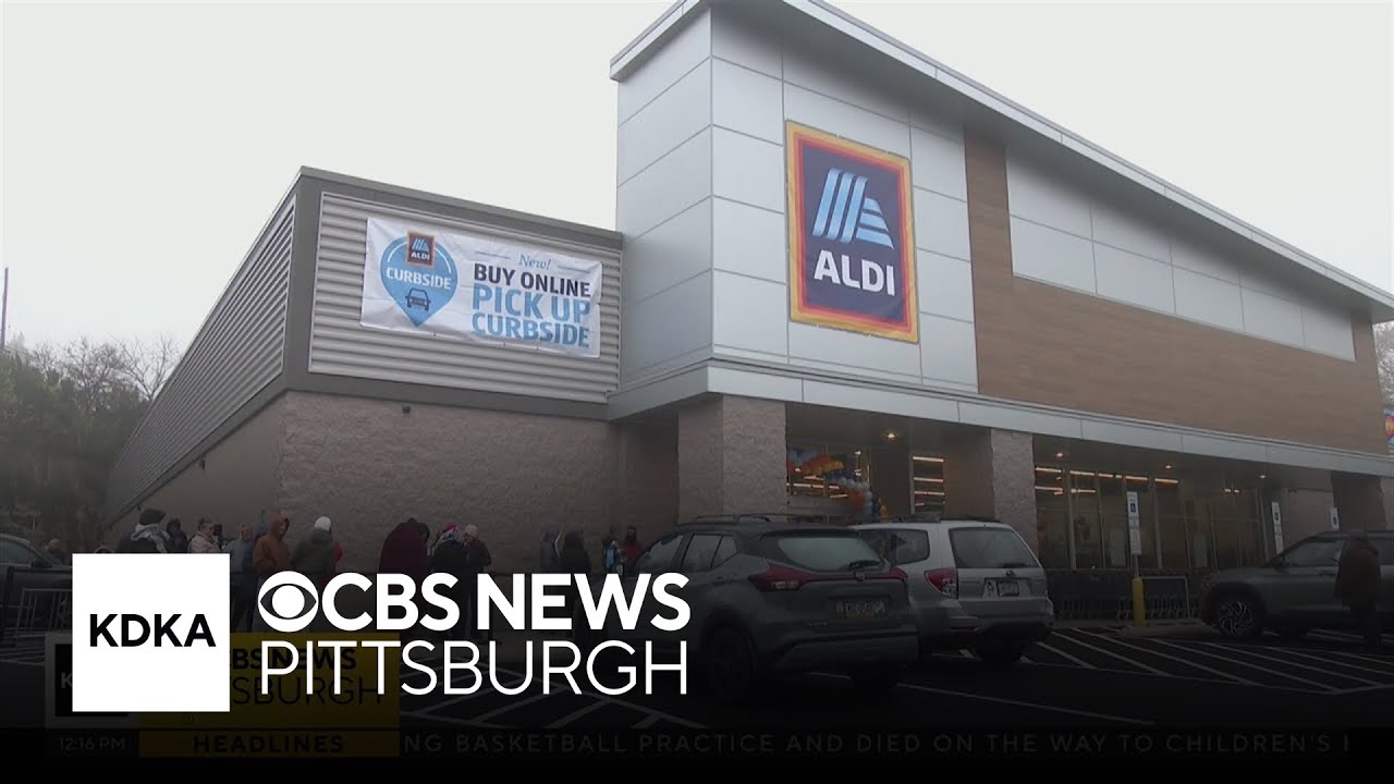 New Aldi location opens on Banksville Road to much fanfare - YouTube