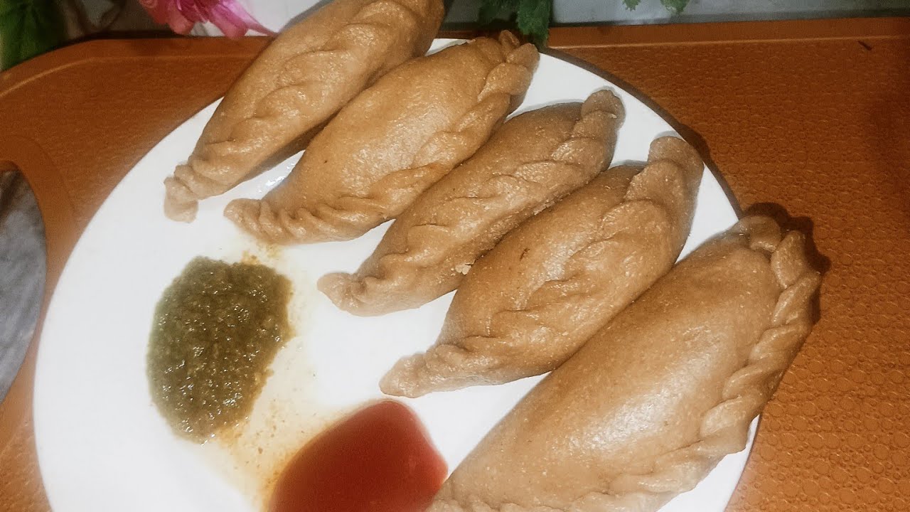 बनाए healthy and tasty momo ki recipe गेहूँ के आटे और ढेर सारी हरी ...