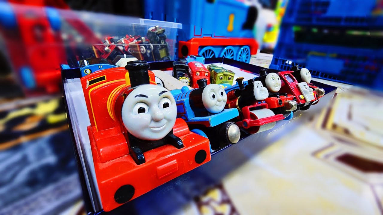 Thomas & Friends toys | Thomas The Train & Friends sliding into the ...