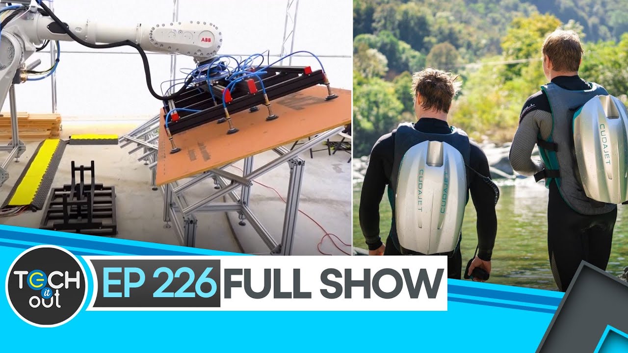 A Visitor From Outer Space, First Underwater Jetpack & Robotic Arm ...