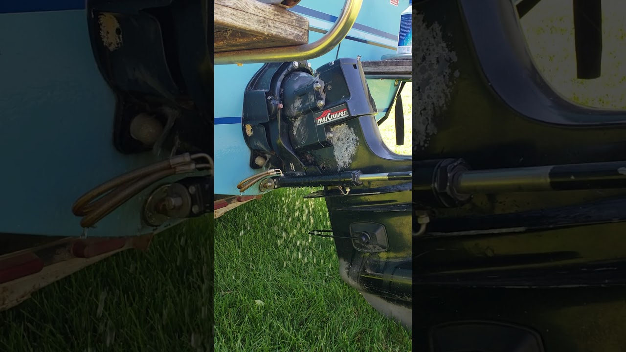 Custom marine 350 small block Chevy 320hp - YouTube