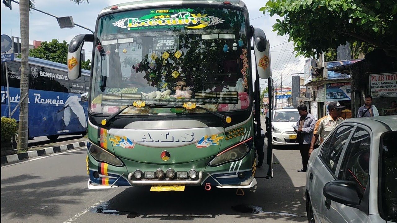 PAK KETUA TAK BISA MOVE ON DARI JANDA.. 😂😂 PENUMPANG ROMBONGAN BUS ALS ...