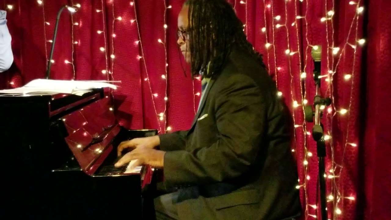 Aaron Graves Master Pianist - YouTube