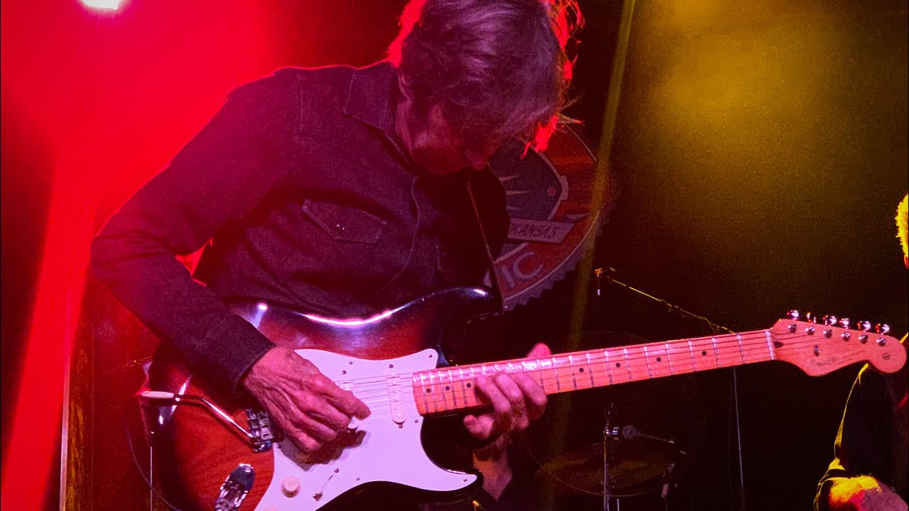 Eric Johnson- Manhattan Live Fayetteville, AR - YouTube