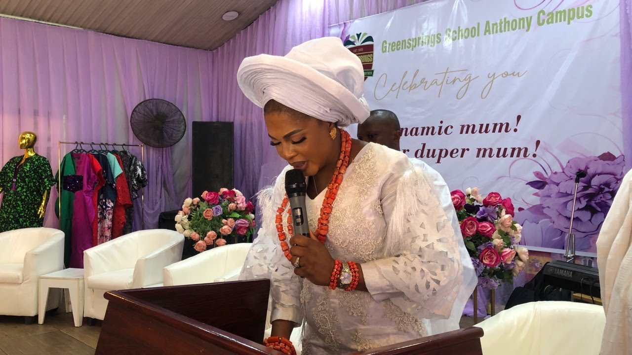 QUEEN DR TEMITOPE OGUNWUSI VIBRANTLY HONOURS OONI IN HER SPEECH AT ...