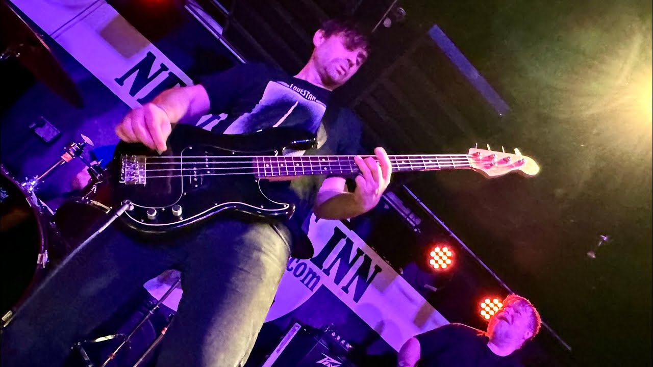 Part Chimp New Cross live at the New Cross Inn London 11/05/2024 - YouTube