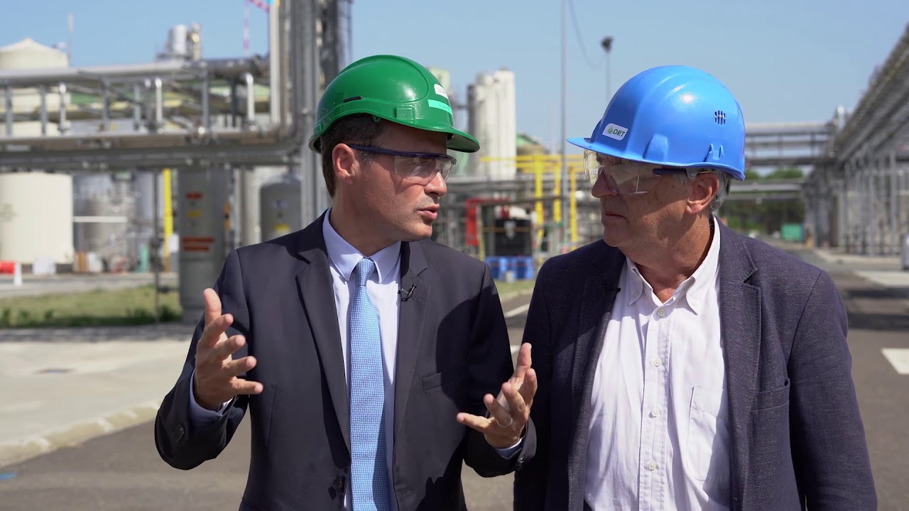 Interview de Laurent Labatut, PDG de DRT et Michel Boucly - YouTube