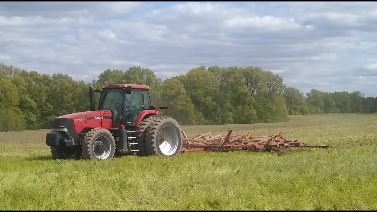 Field Cultivating with the Magnum and the MX240 - YouTube