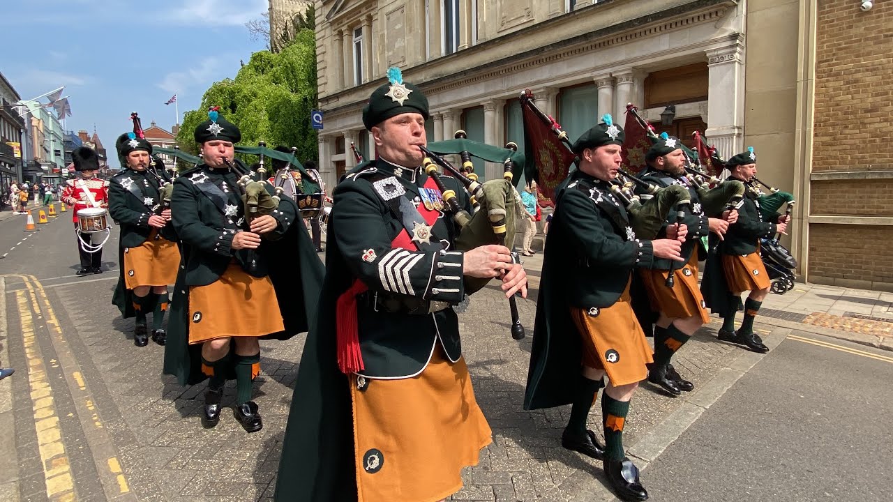 No 12 Coy Irish Guards Pipes & Drums perform to perfection!!! - (11/05 ...