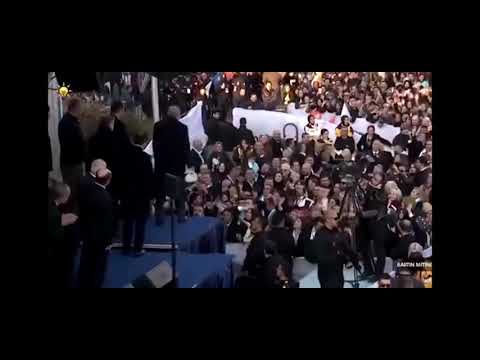 RTE Ona oy vermeyenlerden çayları geri alıyor