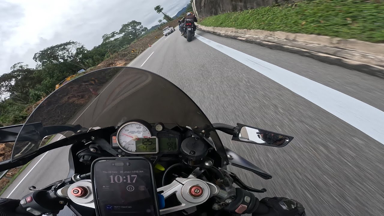 Breakfast Run | S1000RR | CBR1000RR | Tracer 900 GT [4K] - YouTube