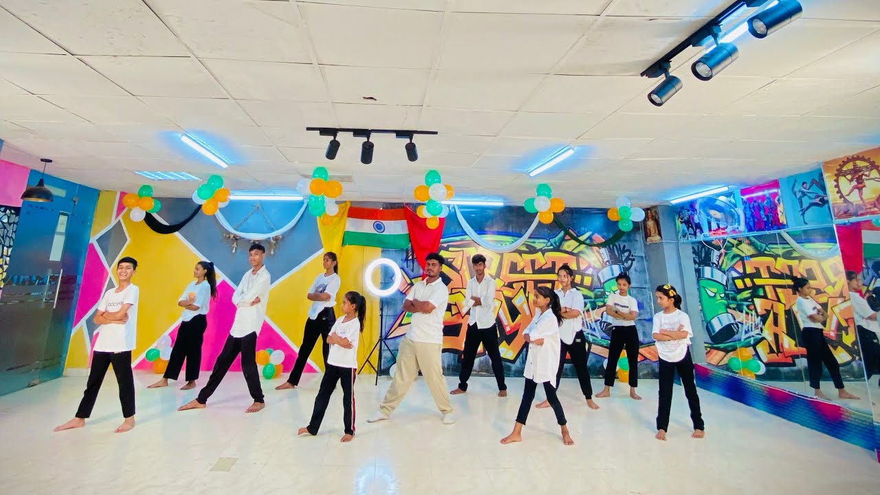 India Wale Dance || 15 August performance - YouTube