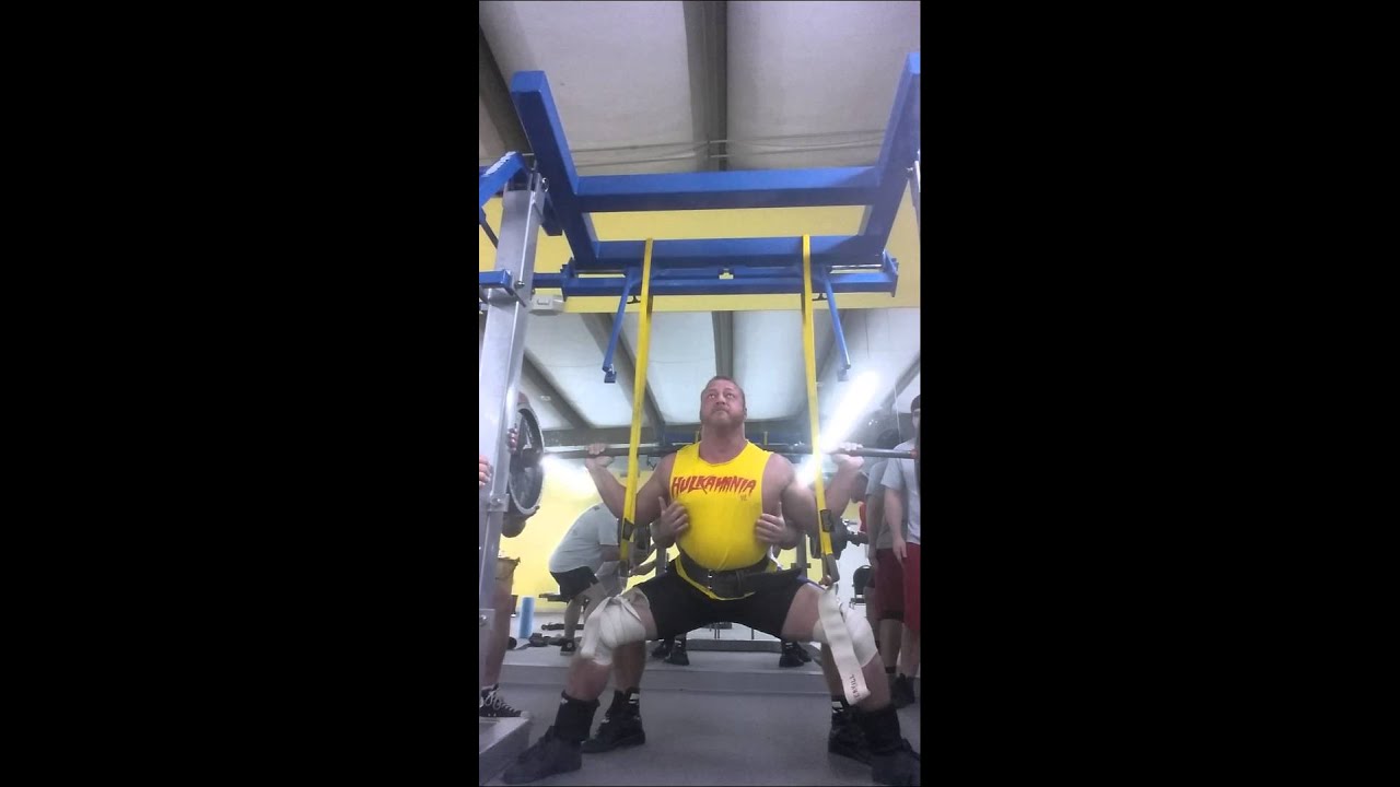 800lbs shallow knee bend - YouTube