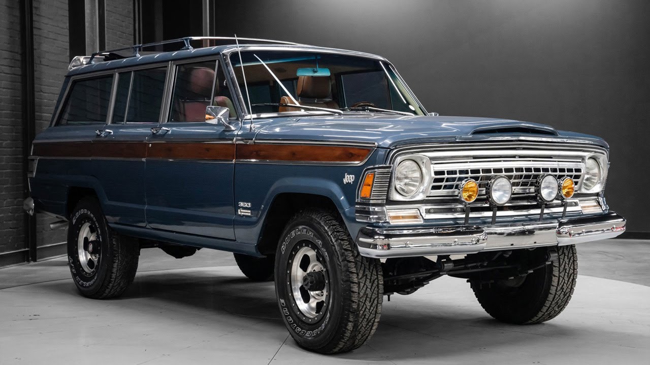 1971 Jeep Wagoneer Walkaround - YouTube