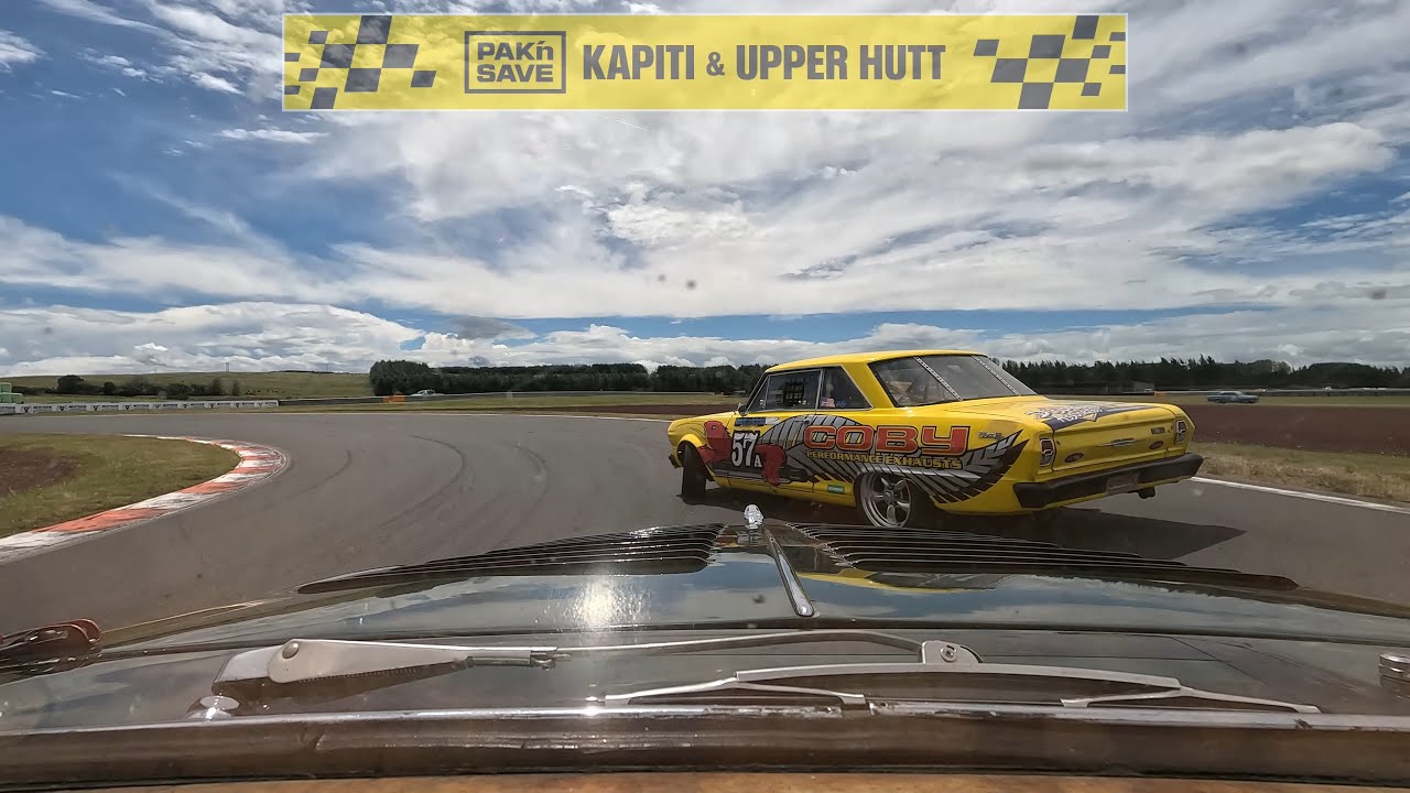 Pre65 / Super Mini 25/26 Round 3 @ Taupo - Jack Packer Mk1 Jaguar - YouTube