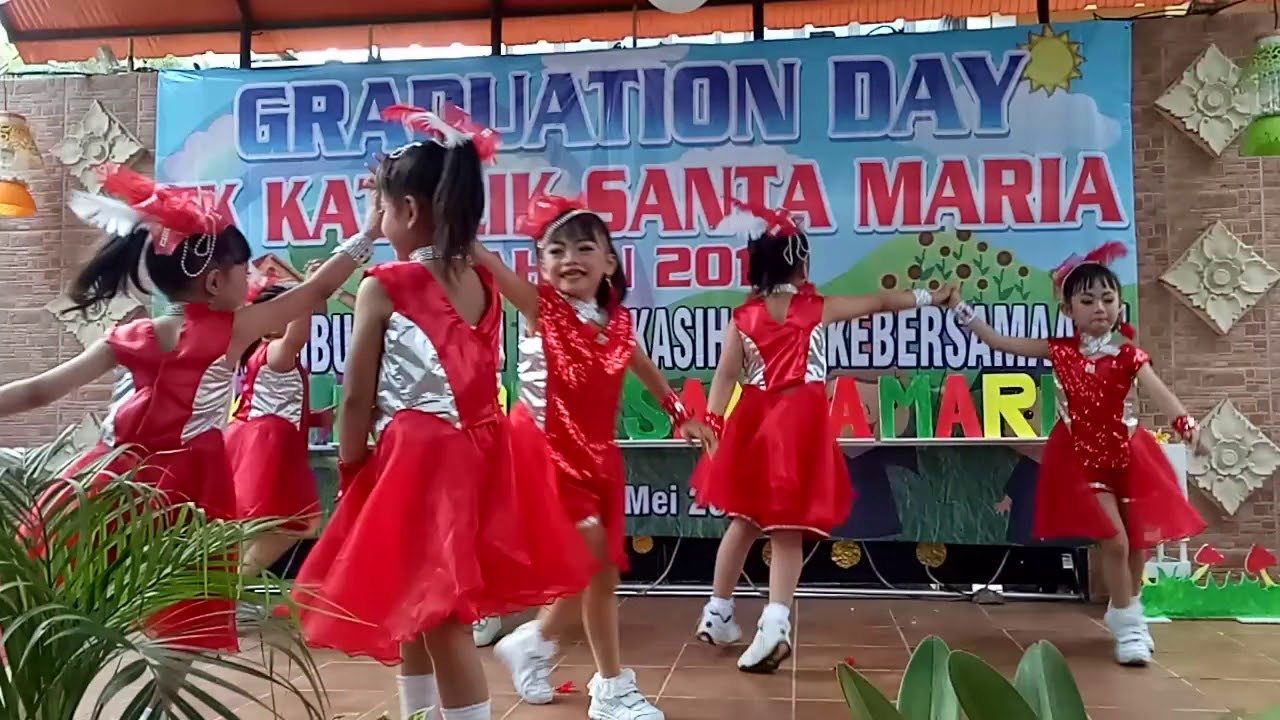 Tari Kreasi - TK Santa Maria Blitar - Lion Sleep Chicken and Pinguin ...