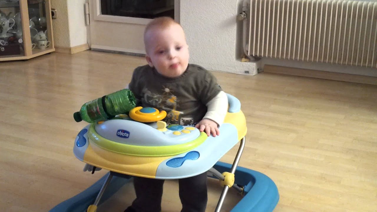 Baby D. is dancing (Hardwell - Encoded) - YouTube