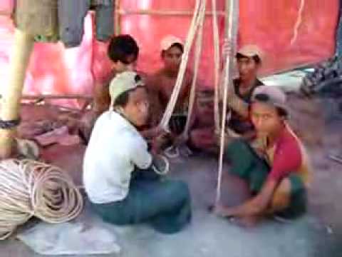 Hand-dug Oil Well (Kyaukpadaung,Myanmar) -1 - YouTube