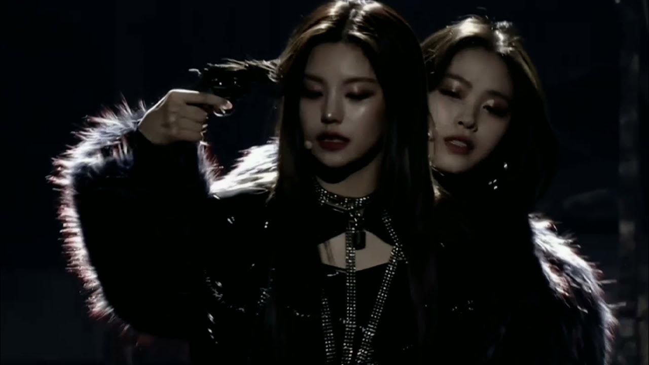 Ryujin x Yeji MAMA || Ryeji 땡덩 #4 - YouTube