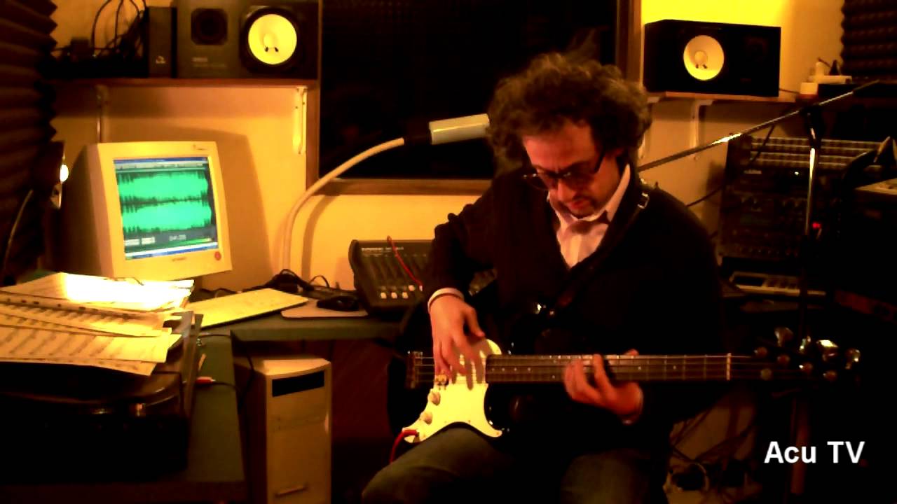 Bumblebee Unlimited - Lady Bug [Bass Track] - YouTube