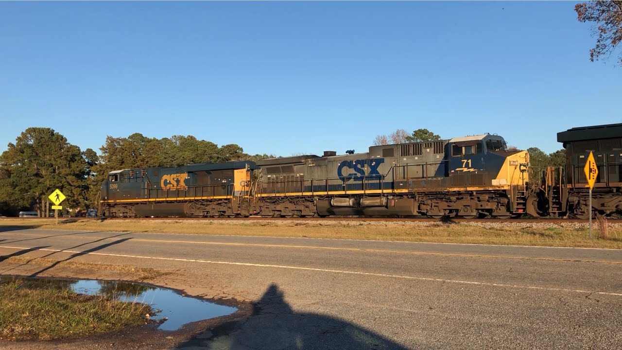 CSX Q692 December 1, 2019. Modoc, SC. - YouTube