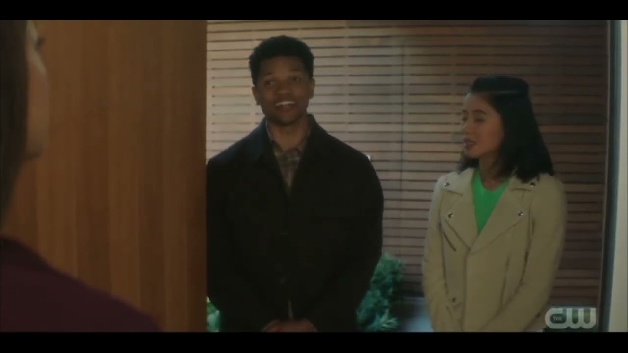 Nancy Drew — 4x04: Nick and George find Brie. - YouTube