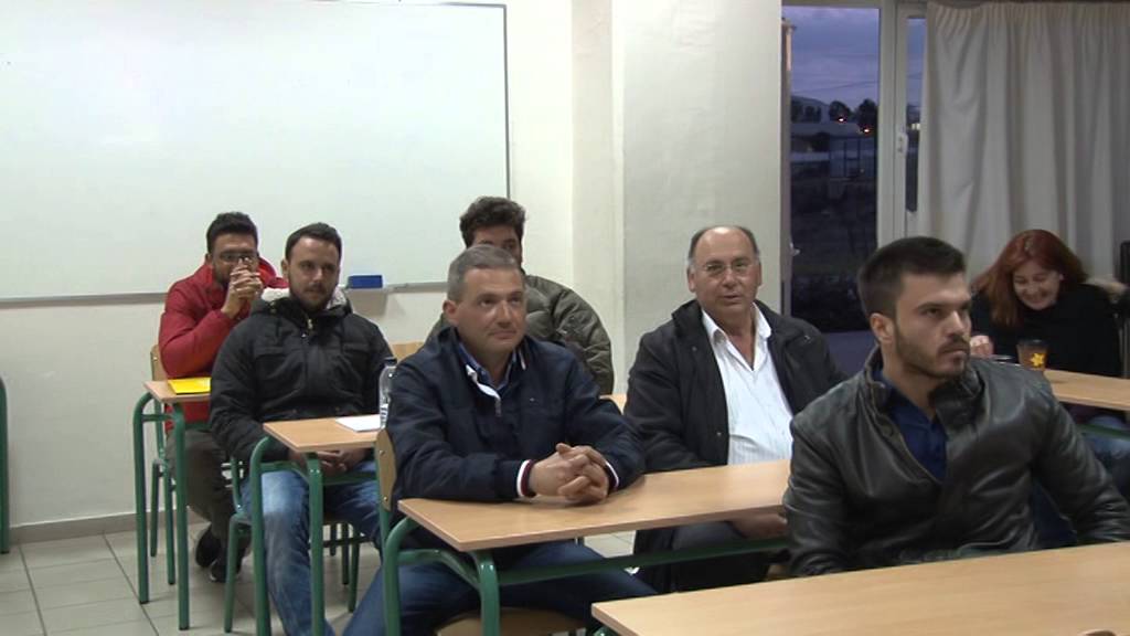 Τι προσφέρει η Γεωργική σχολή σε αρχάριους και έμπειρους - YouTube