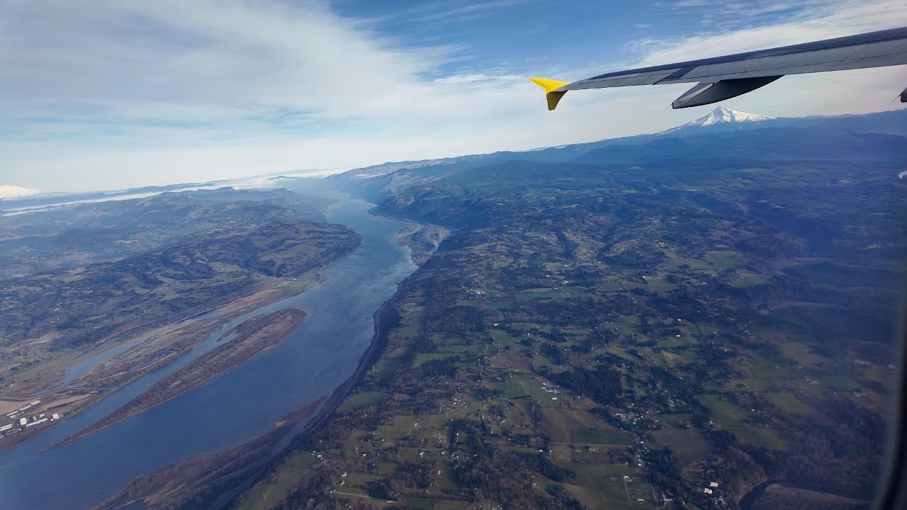 🌞🌎 ️Airplane Take off |inside view| Portland Airport (PDX) |4K|, Mt ...