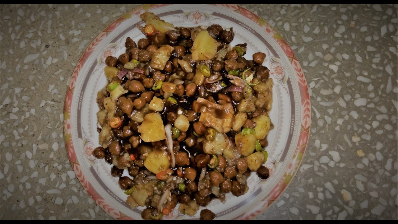 Allu Chanay | Chana Chat | Allu Cholay | Foodie Duo - YouTube