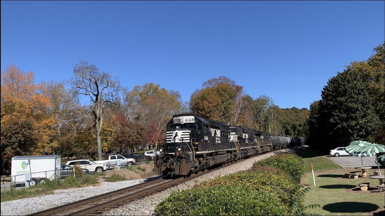 NS 6168 Leads P82 Thru Norcross, GA 11/14/2021 - YouTube