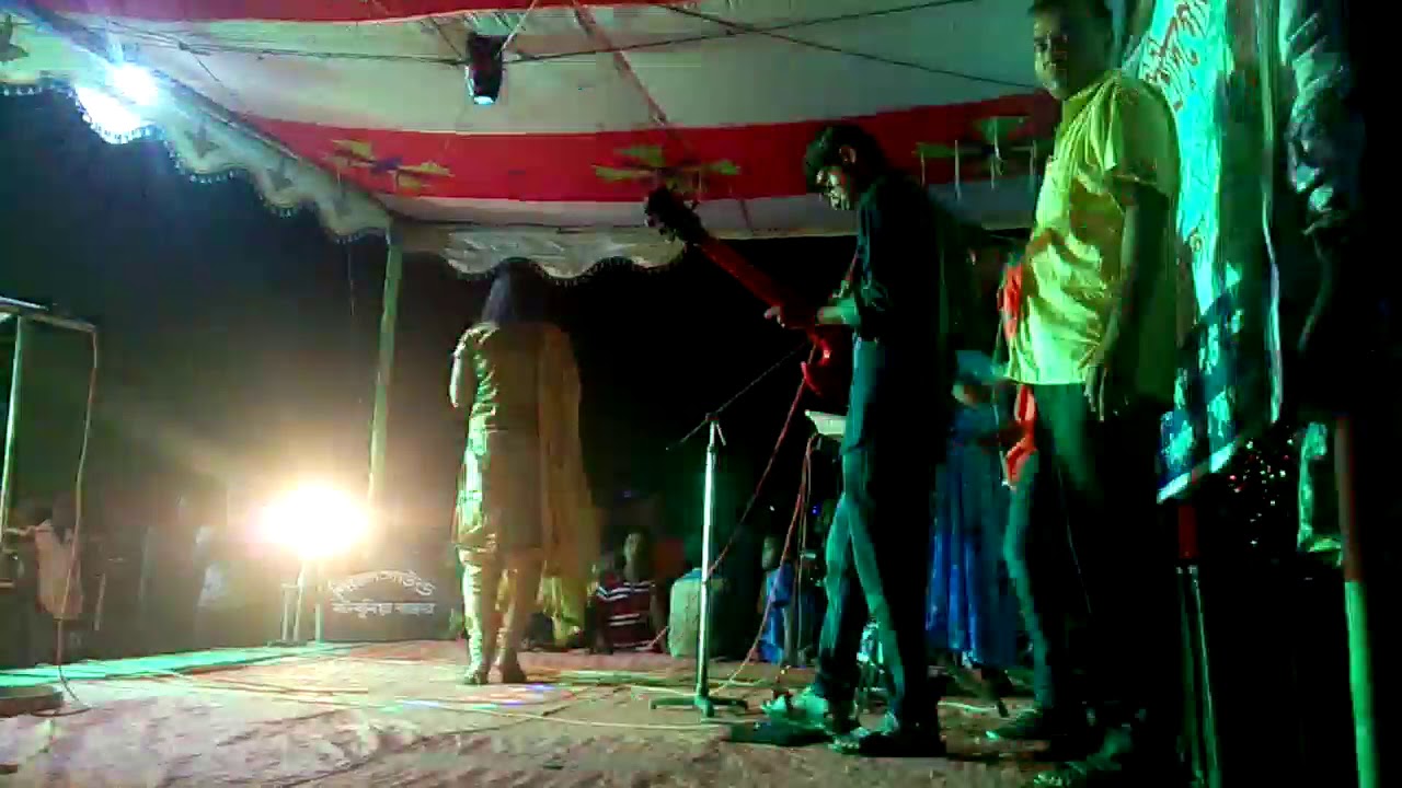 Laboni roy tuwa stage show....from batbunia - YouTube