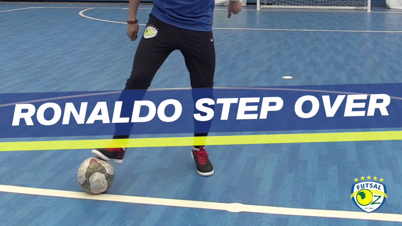 Learn The Ronaldo Stepovers - YouTube