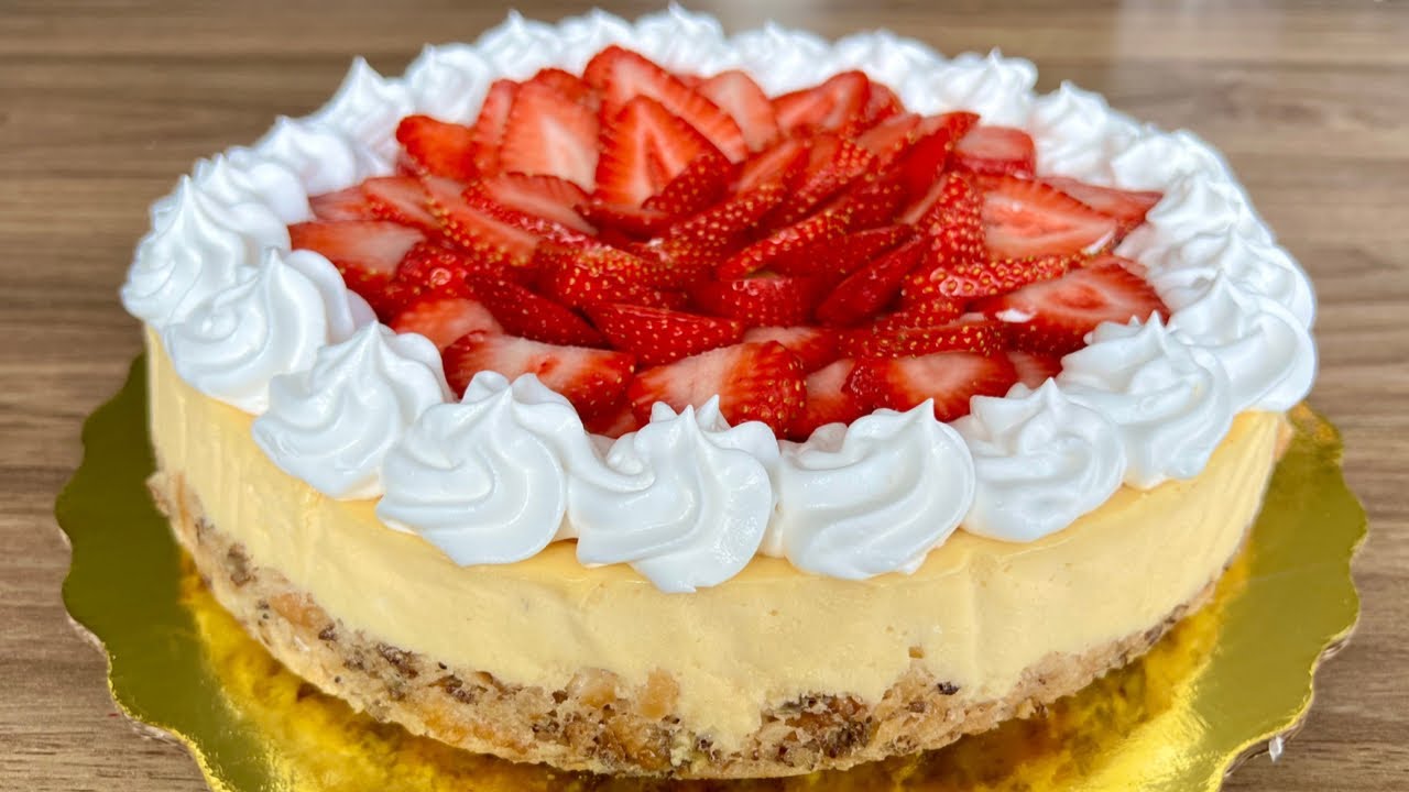 CHEESECAKE MOSTACHÓN DE FRESA | PASTEL DE QUESO CON CRUJIENTE DE ...