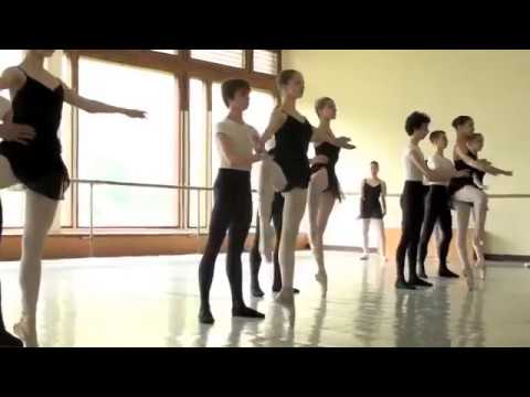 Pas de deux class 6th year in Bolshoi Academy - YouTube