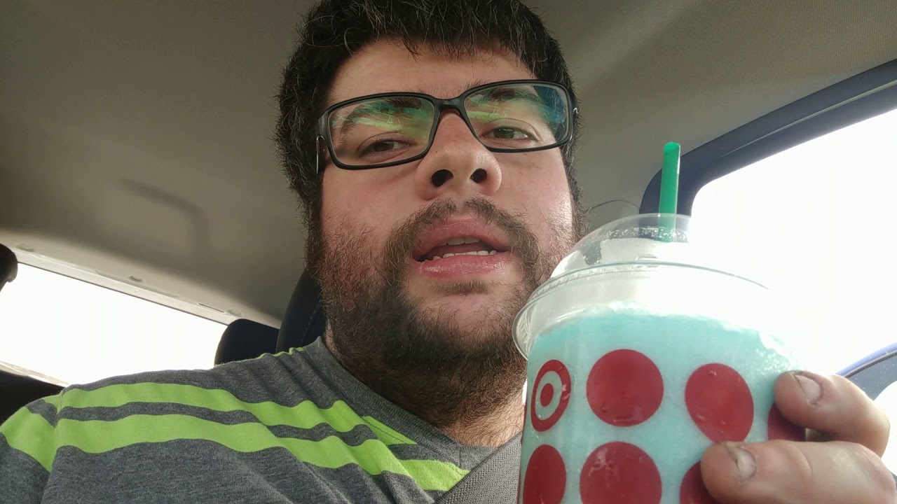 Deadcarpet Tries The New Mermaid ICEE From Target - YouTube