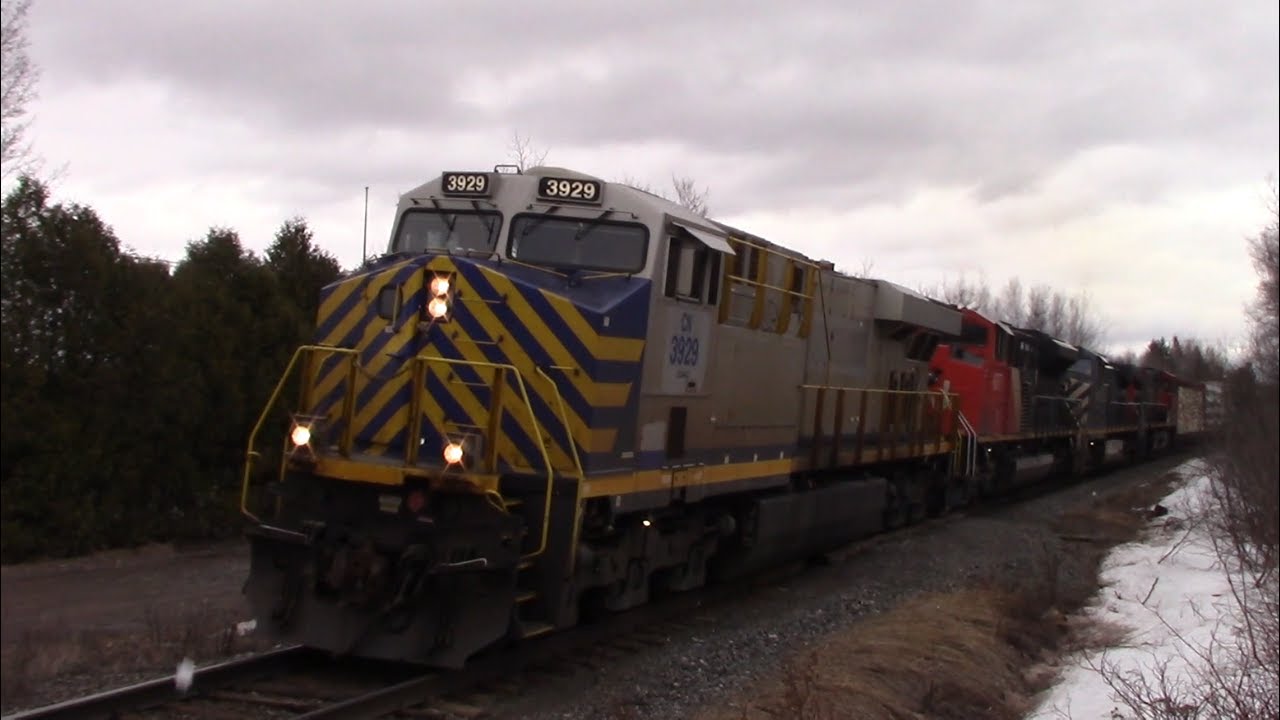 BC Rail Dash-9 Trails on a Very Long Manifest Train CN 305 w/DPU at ...