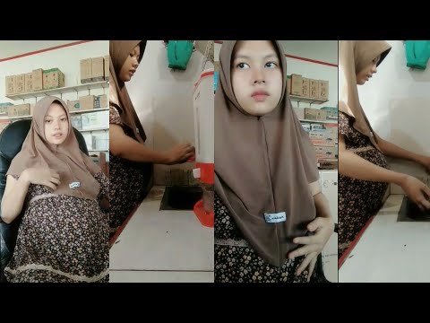 BUMIL LIVE TIKTOK!!!Bumil muda cantik usia 18 tahun hamil 8 bulan udel bodong