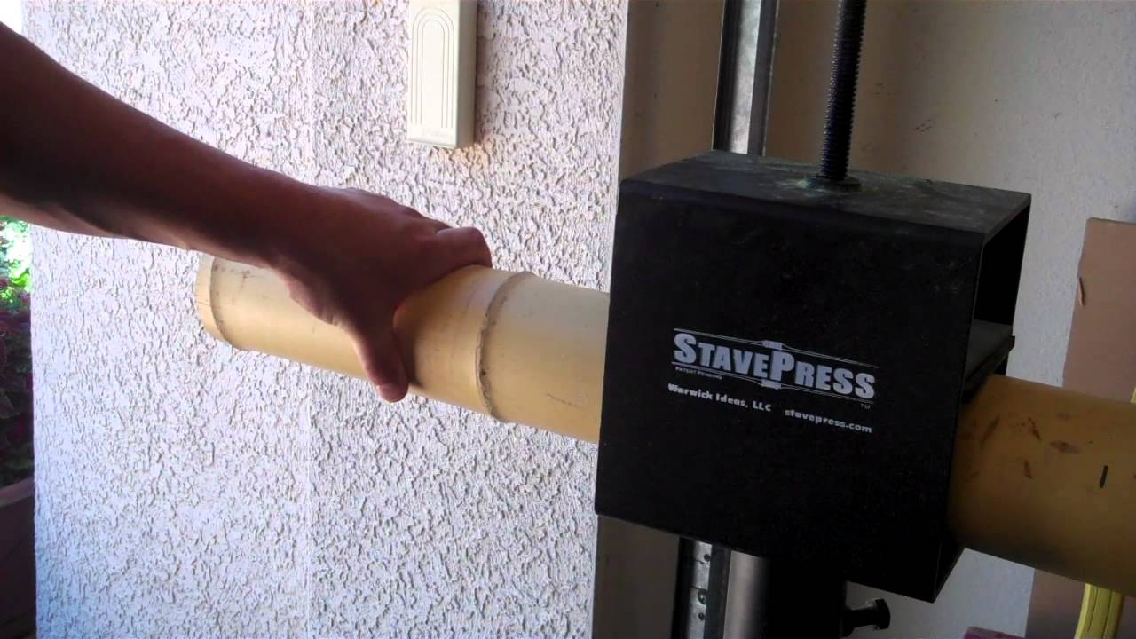 How to Make a Bamboo Quiver 1.MP4 - YouTube