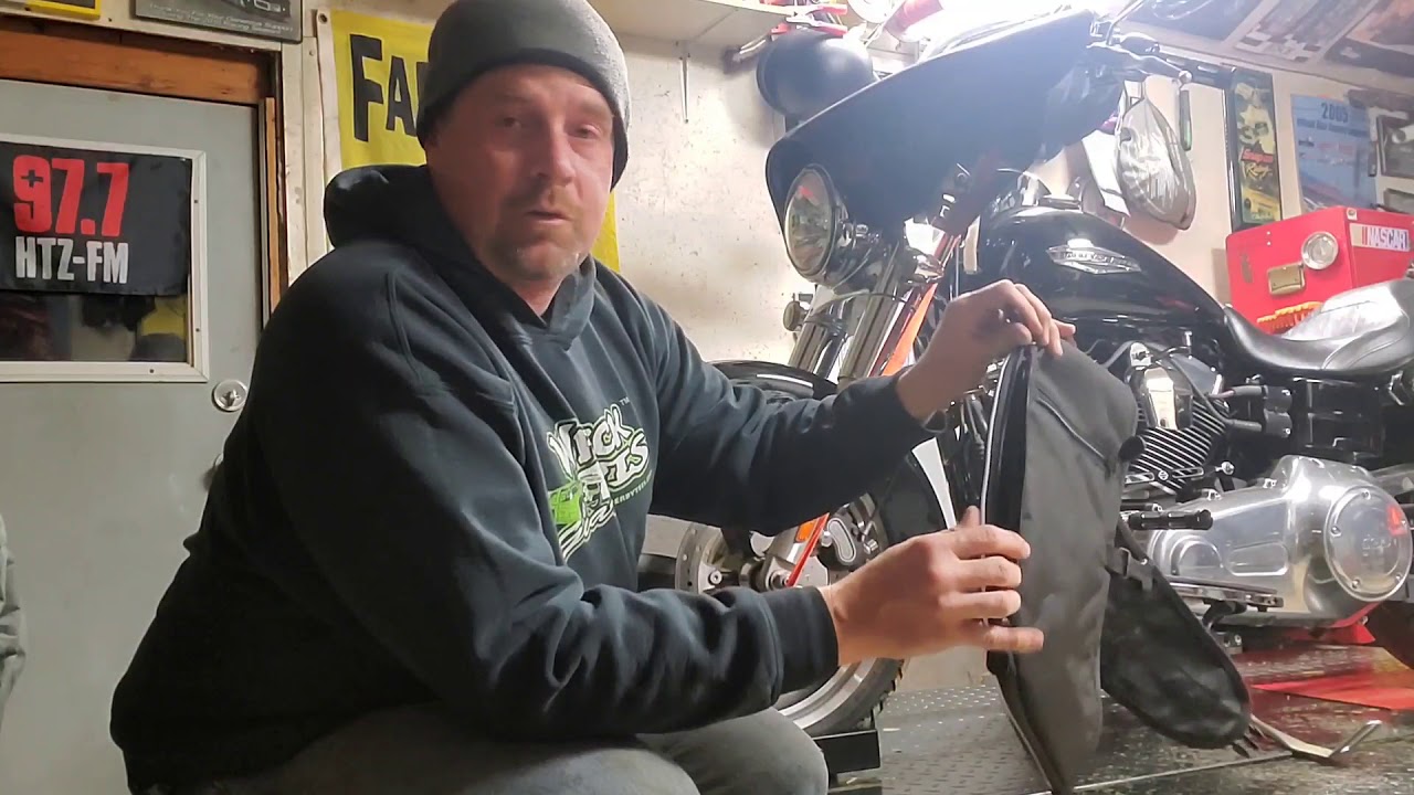 Harley Davidson soft lowers on a Dyna Switchback - YouTube