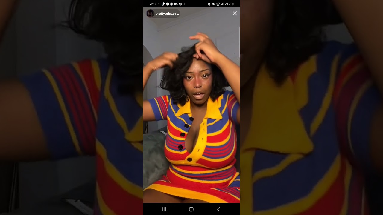 Busty Teen Cleavage Youtube