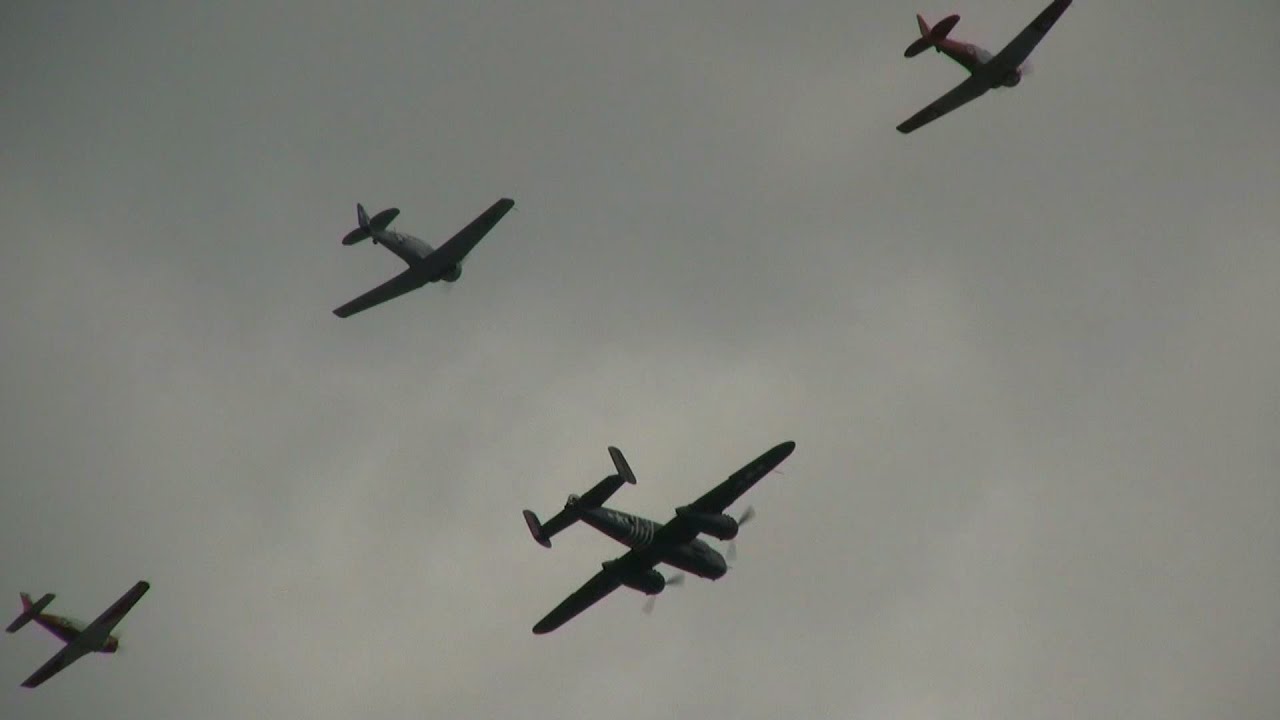Takeoffs and Flyovers at Addison Airport "Addison's Salute to Heroes ...