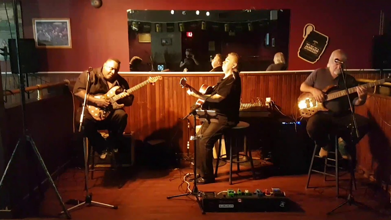 Mark Raven, Andy Quinlan and Carson Downey @ Staggers - 23 September ...